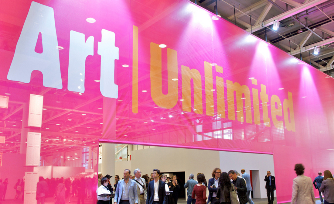 Wild Cow Visual Displays